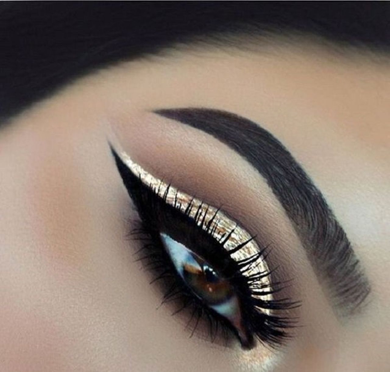 2 eye make up ideas | Image